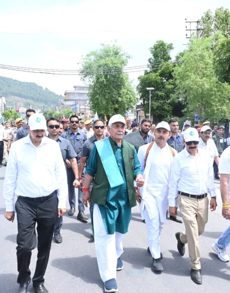 LG Joins Padyatra in Udhampur for Drug-Free Jammu Kashmir